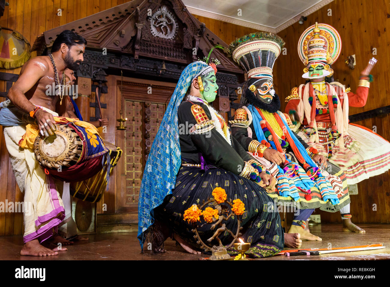 Traditional play / dance, Kerala Kathakali performance, Cochin, Kochi ...