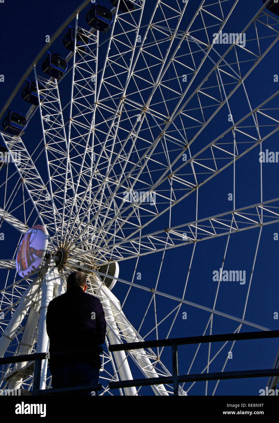 Person on a ferris wheel hi-res stock photography and images - Alamy