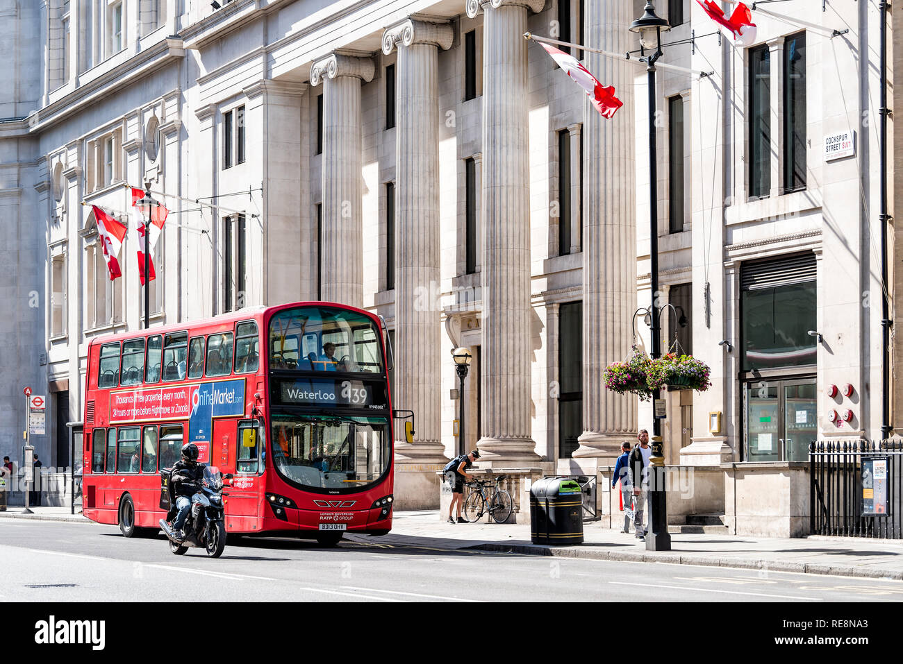 Canadian embassy london hi-res stock photography and images - Alamy
