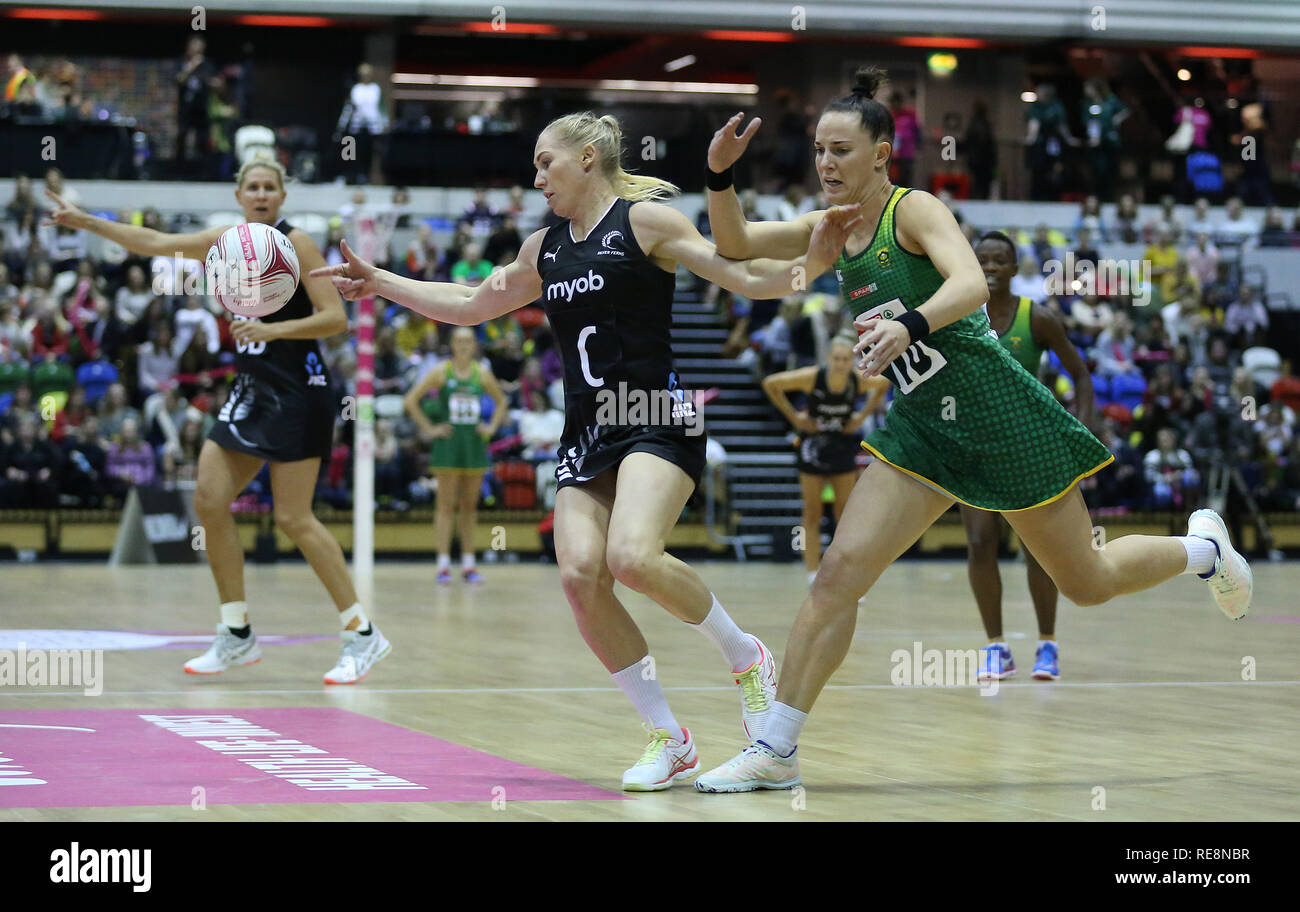 South Africa SPAR Proteas Erin Burger (right) and New Zealand Silver ...