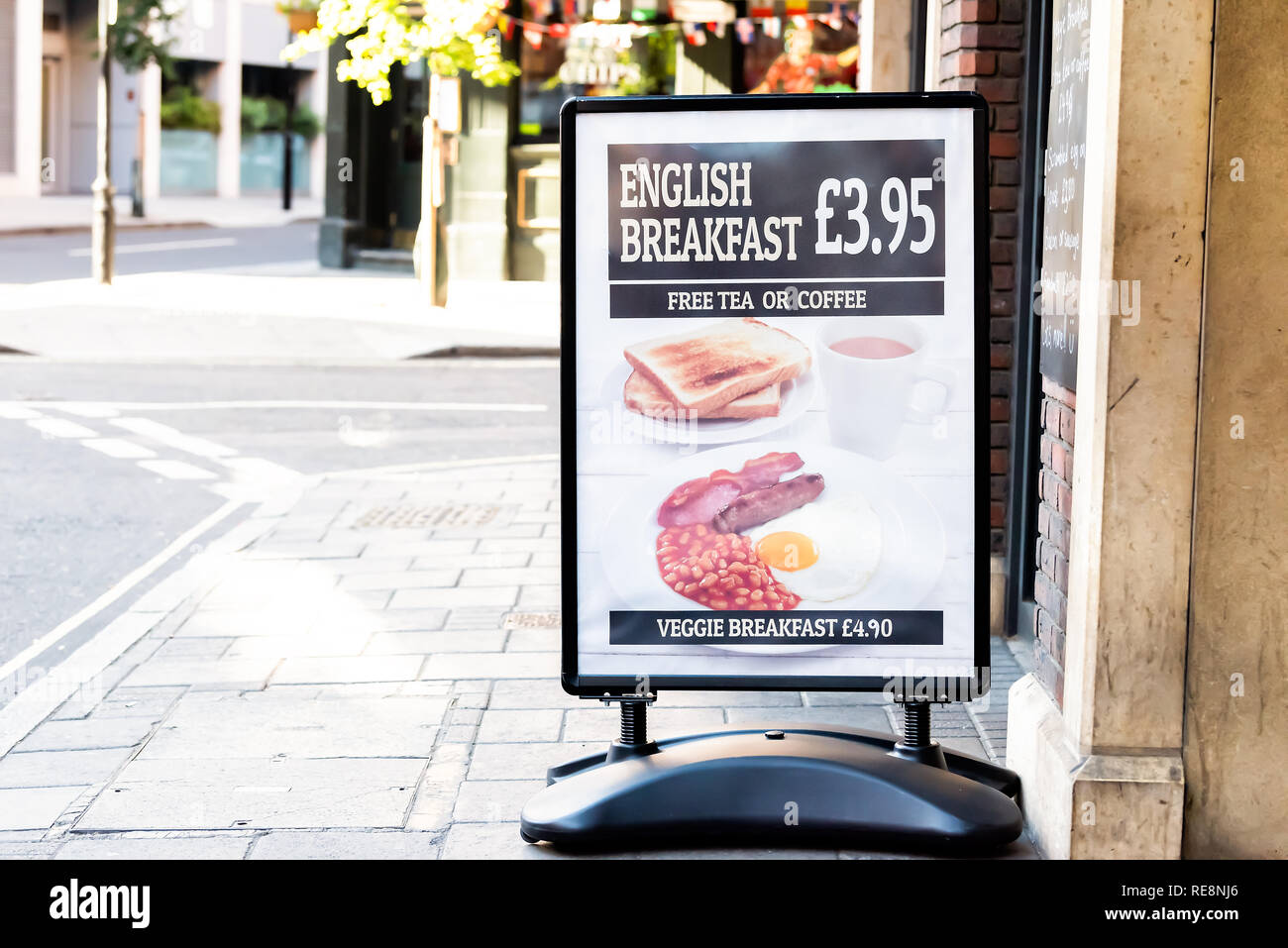 Full english breakfast sign hi-res stock photography and images - Alamy