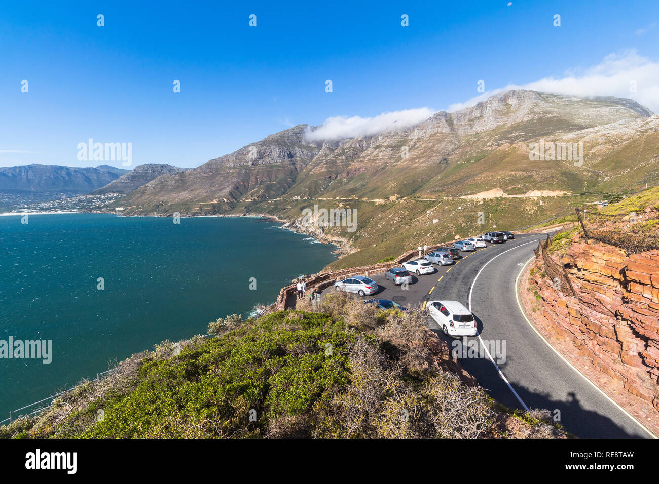 Air view of the city and table mountain hi-res stock photography and ...