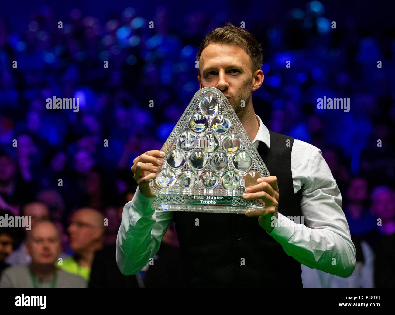 Paul hunter trophy hi-res stock photography and images - Alamy