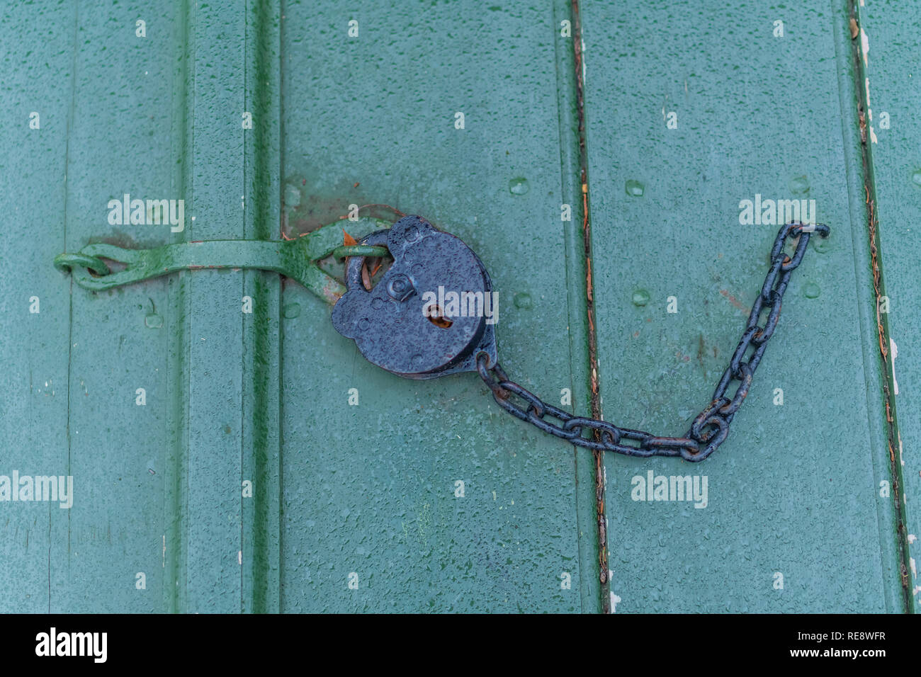 An antique colonial style padlock Stock Photo - Alamy