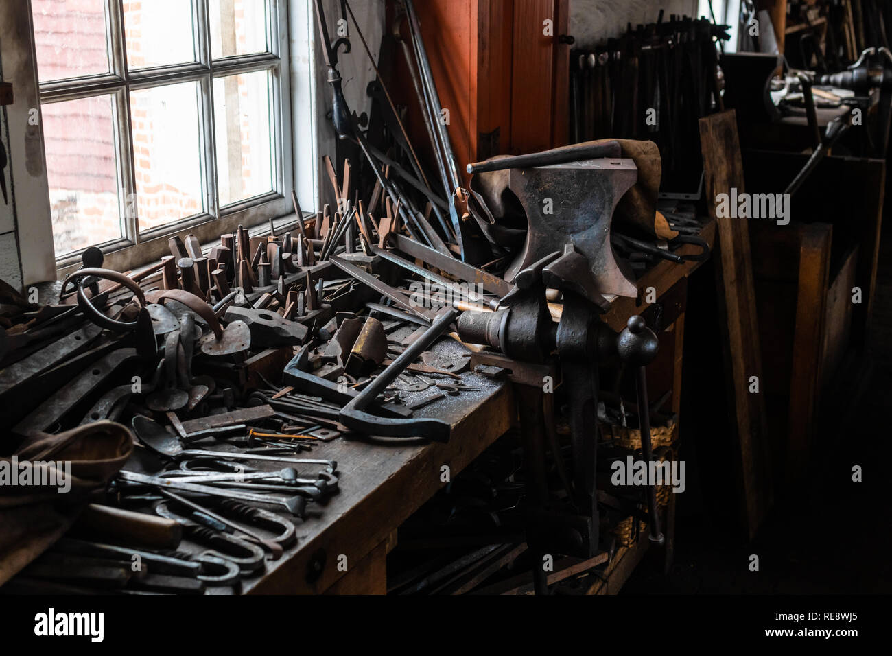 Dusty workbench hi-res stock photography and images - Alamy
