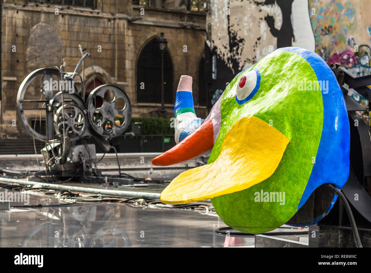 Colorful street art in Paris, near Pompidou Stock Photo - Alamy