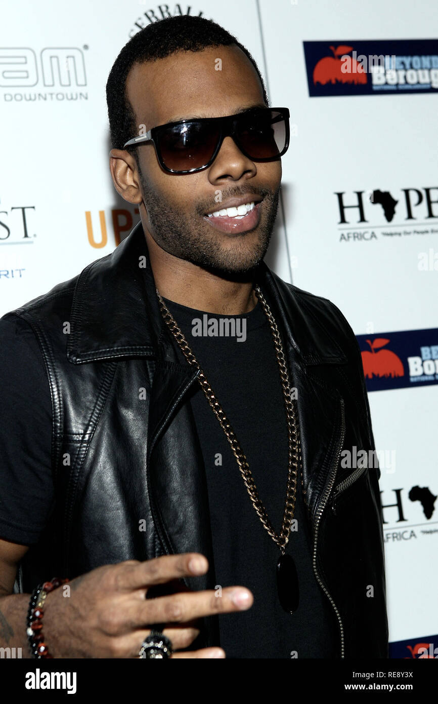 Mario styles hi-res stock photography and images - Alamy