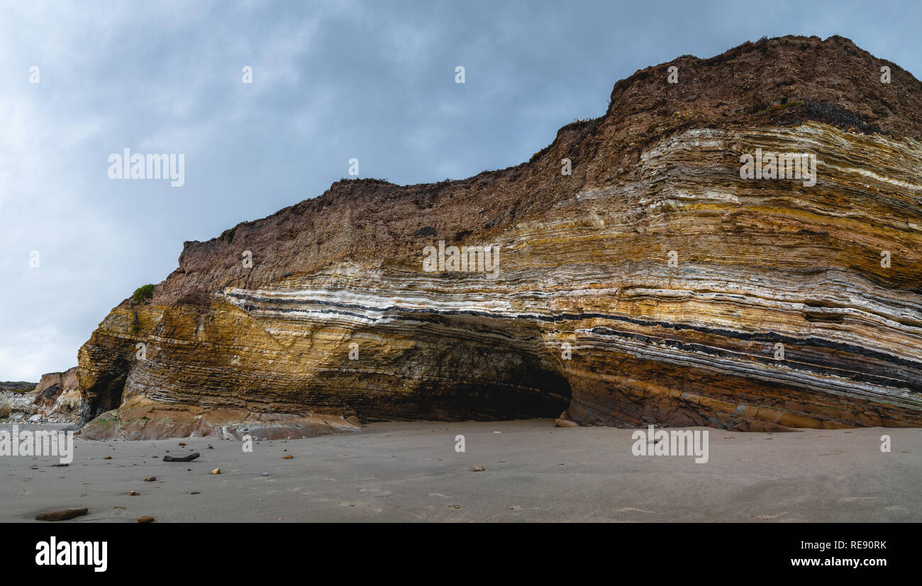 Santa Barbara California Beach Cliff High Resolution Stock Photography ...