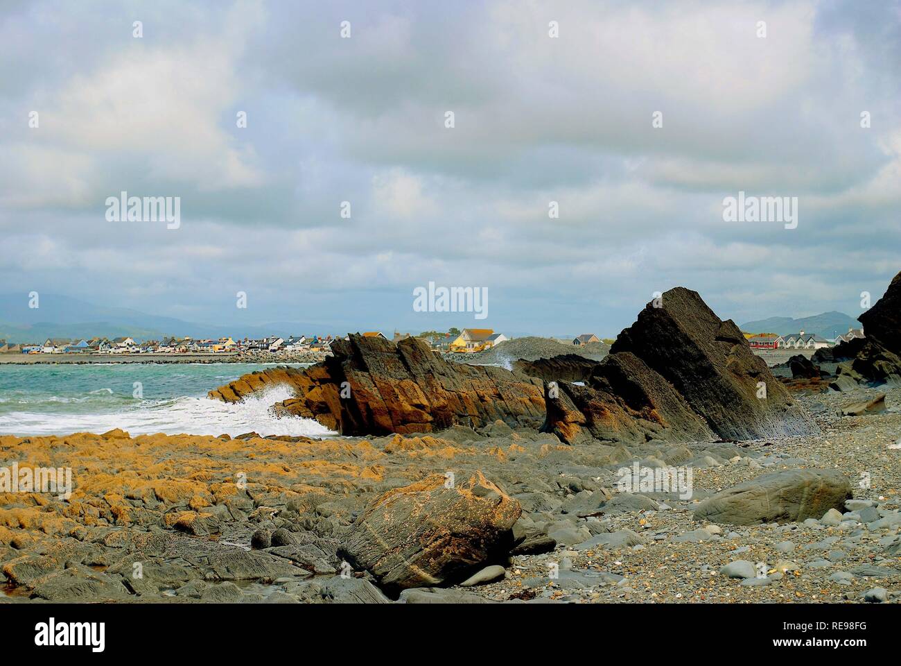 Rockpools and beach stones Stock Photo - Alamy