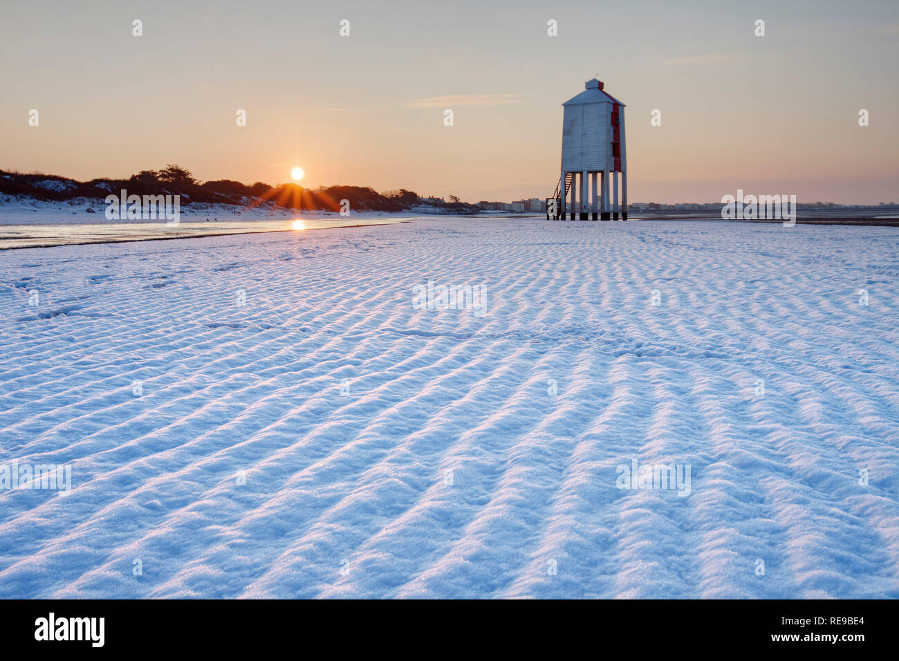 The old lighthouse at burnham on sea hi-res stock photography and ...