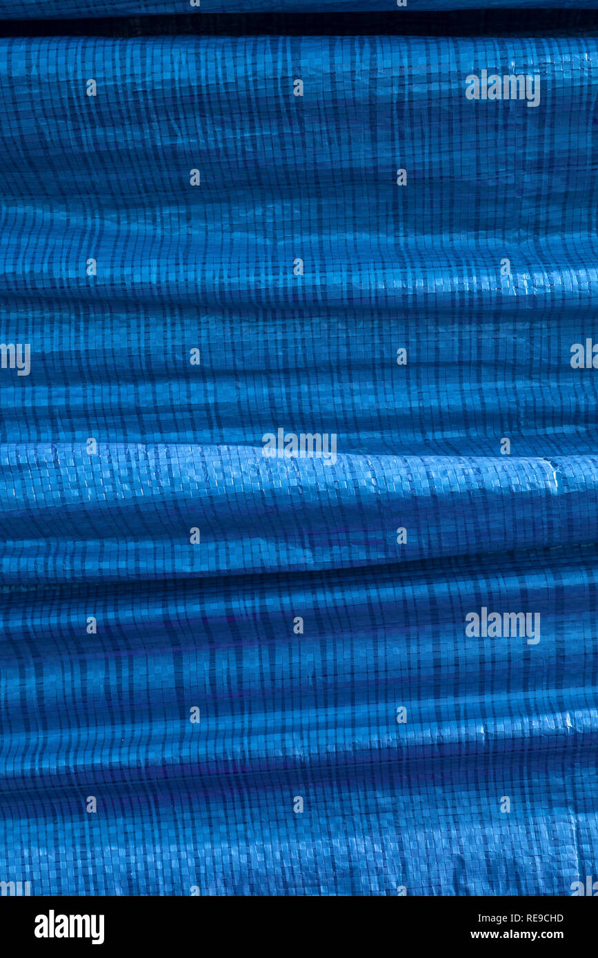 Tarpaulin blue hi-res stock photography and images - Alamy