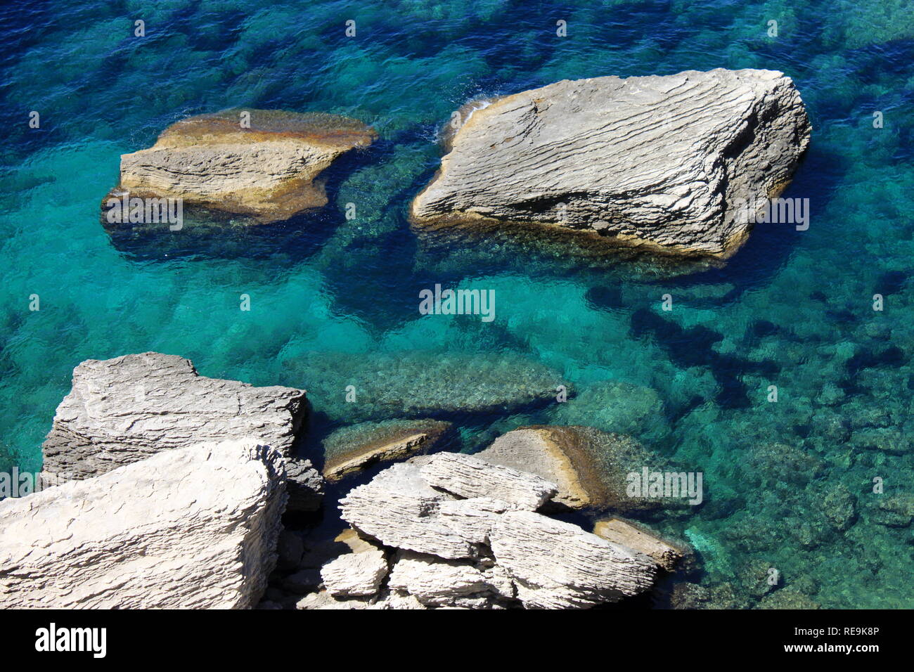 Turquoise waters in Bonifacio Strait Nature Reserve, Corsica Stock ...