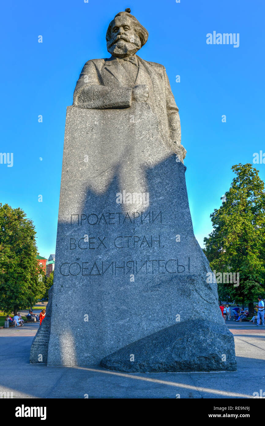 Moscow, Russia - June 23, 2018: Monument to Karl Marx in the Moscow ...