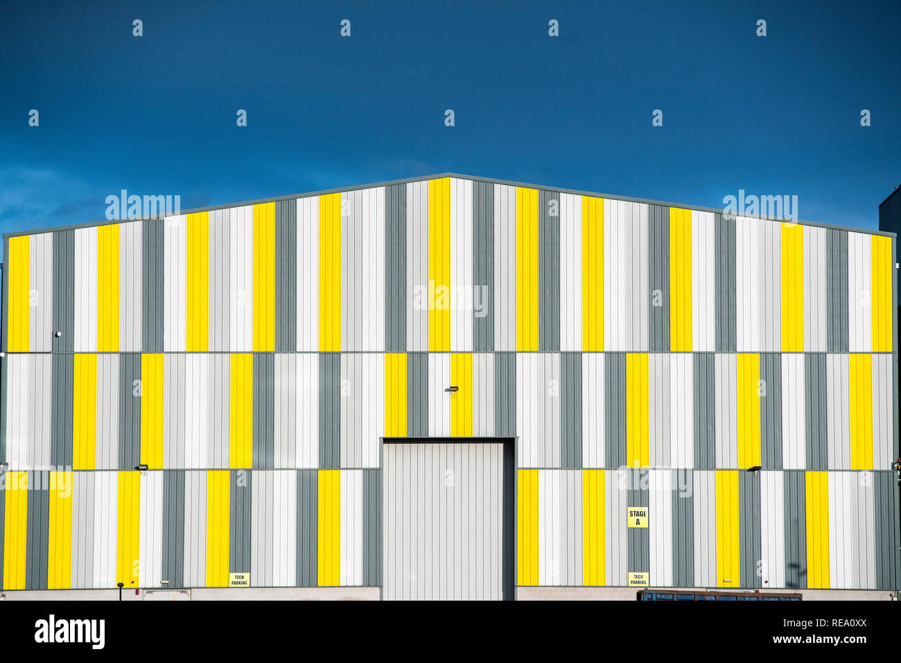 Unit uk warehouse hi-res stock photography and images - Alamy