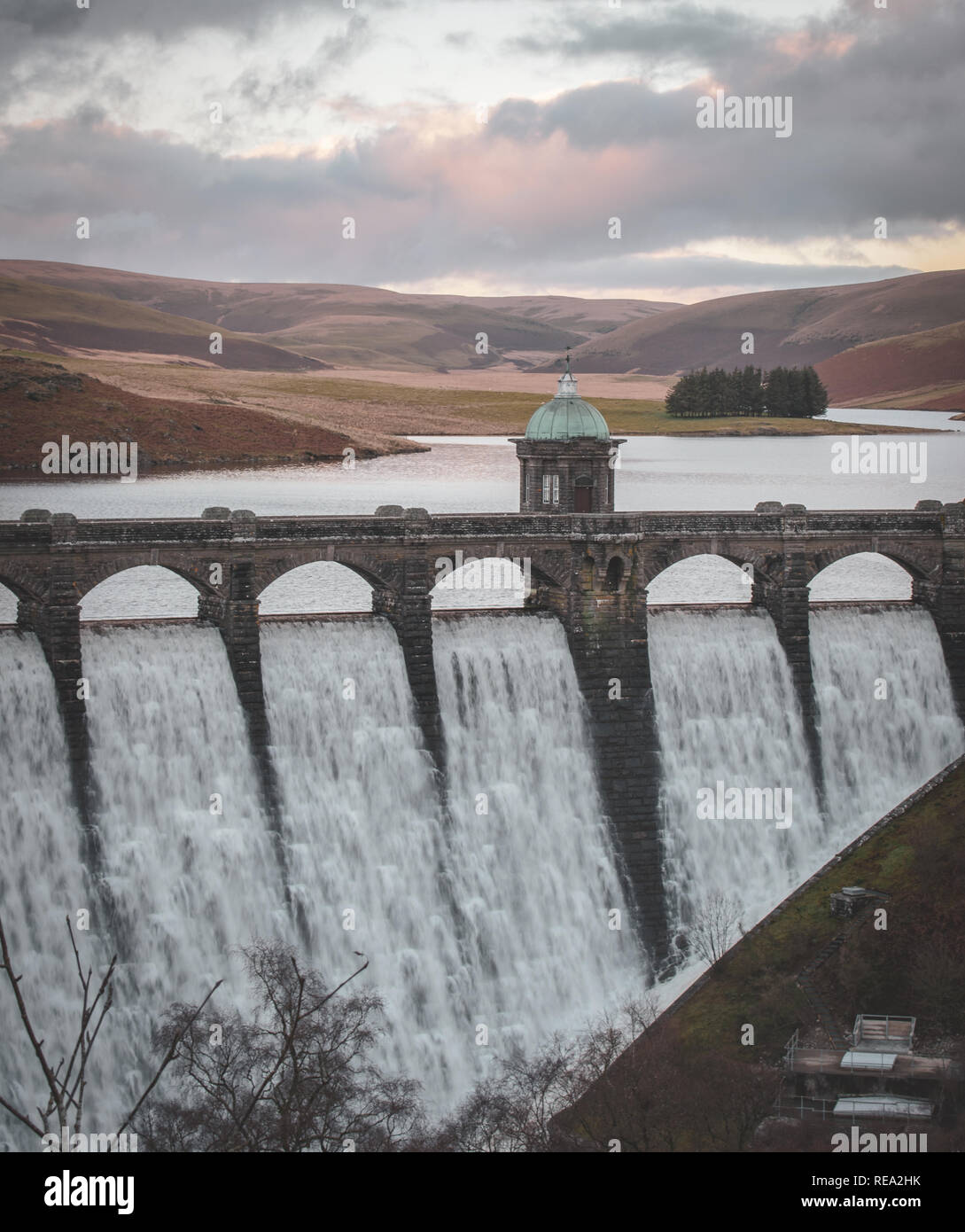 Elan building dam hi-res stock photography and images - Alamy