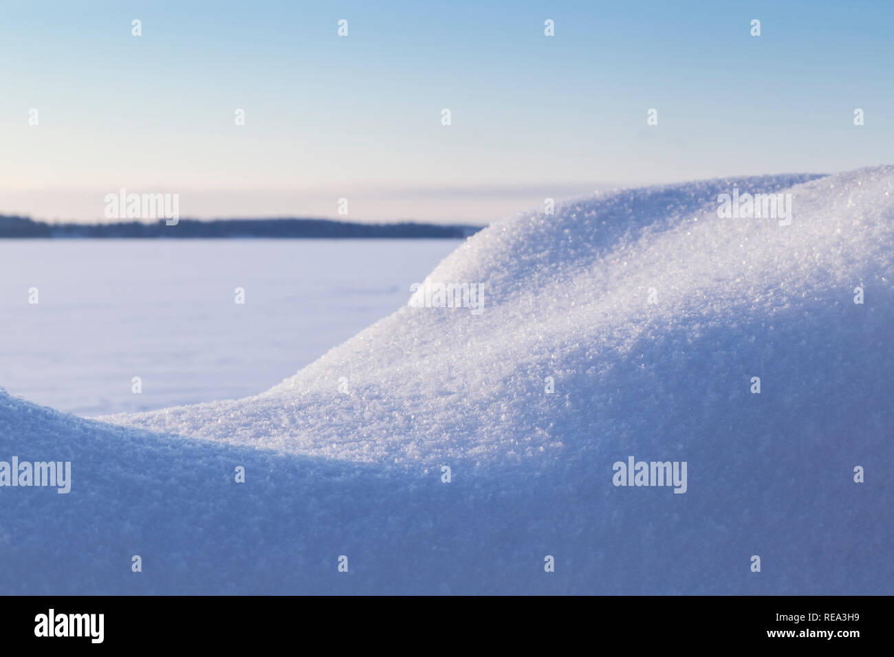 Snowdrift lake hi-res stock photography and images - Alamy
