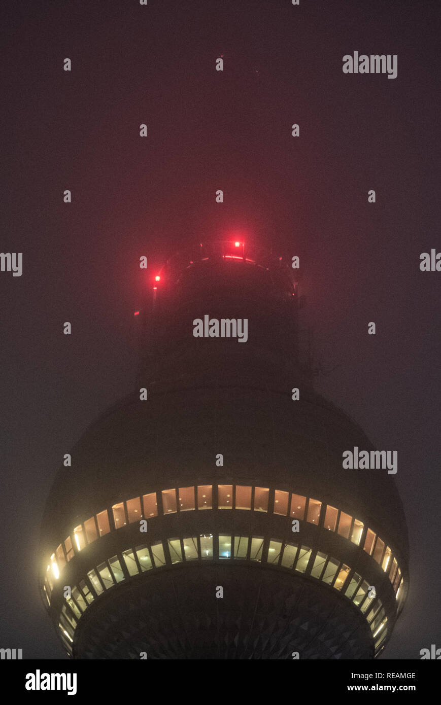 Berlin, Germany. 21st Jan, 2019. Light burns in the dome of the ...