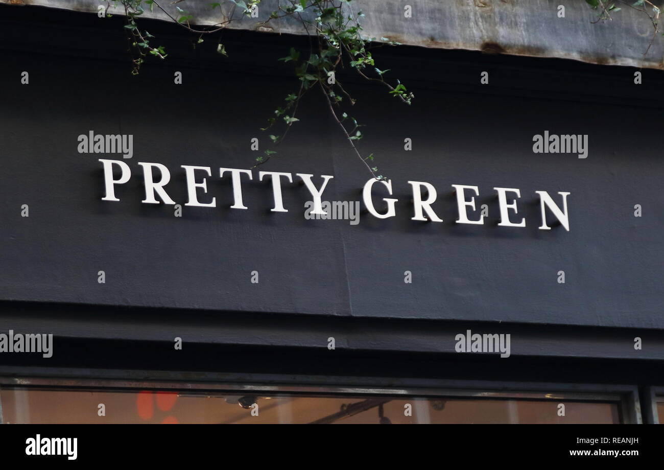 Green brand logo hi-res stock photography and images - Alamy