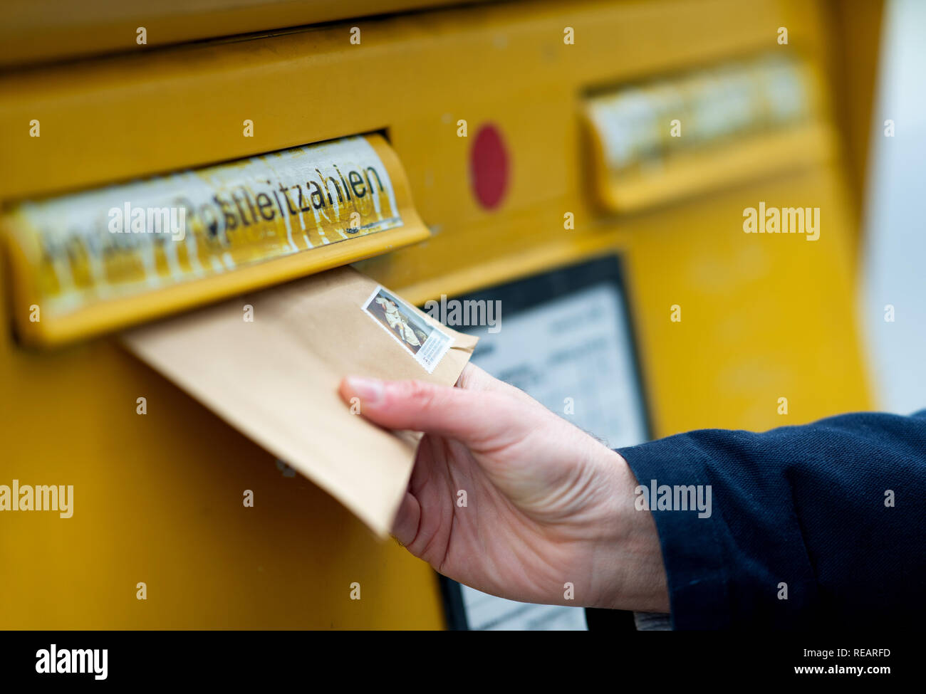 Symbol for postcode hi-res stock photography and images - Alamy