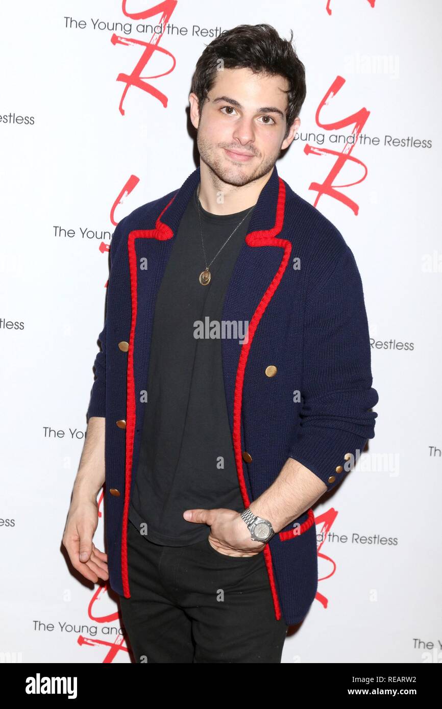 Los Angeles, CA, USA. 17th Jan, 2019. Zach Tinker at arrivals for THE ...