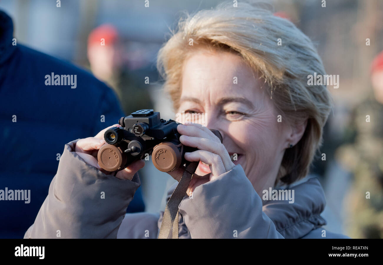 Hannover, Germany. 21st Jan, 2019. Ursula von der Leyen (CDU), Minister ...
