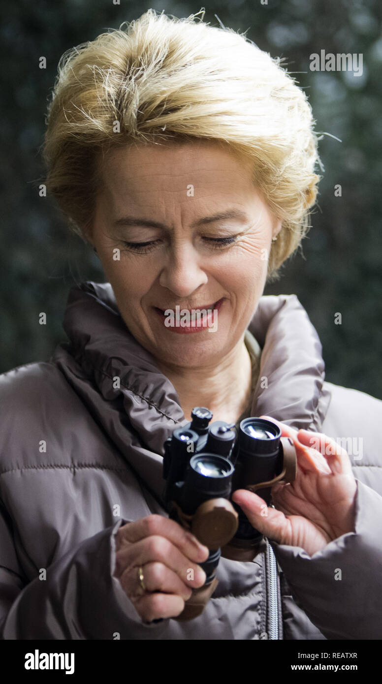 Hannover, Germany. 21st Jan, 2019. Ursula von der Leyen (CDU), Defence ...