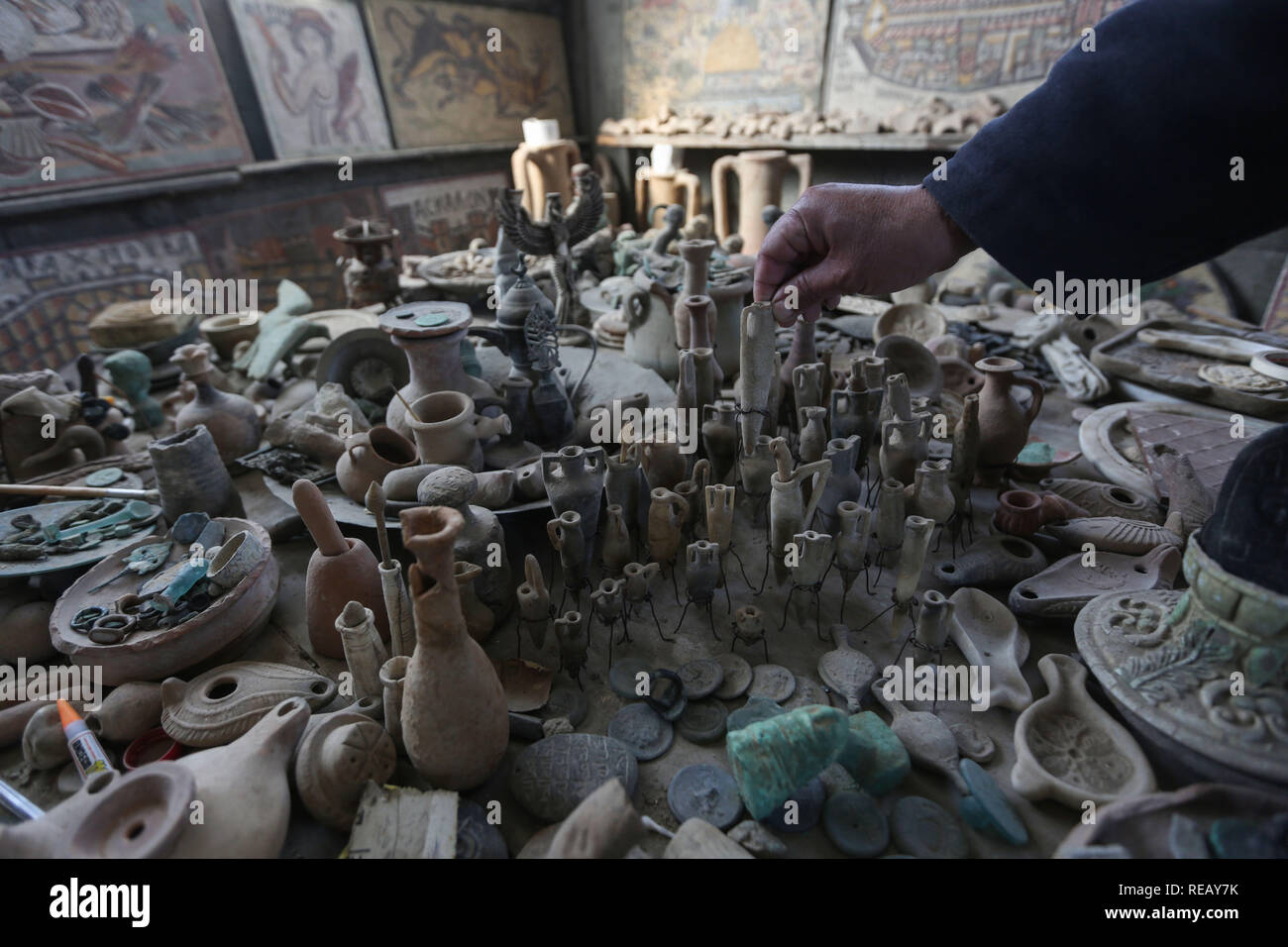 Artifacts making hi-res stock photography and images - Alamy