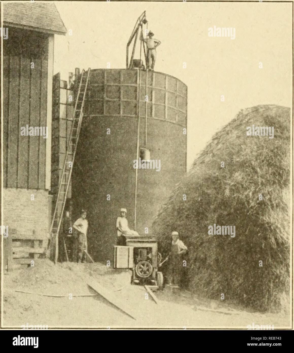 First street hoist hi-res stock photography and images - Alamy