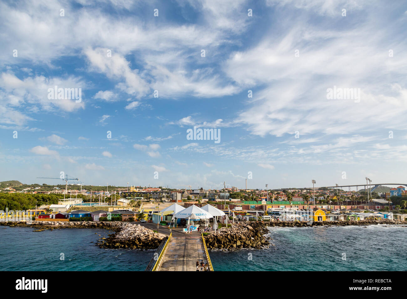 Cruise ship port curacao hi-res stock photography and images - Alamy