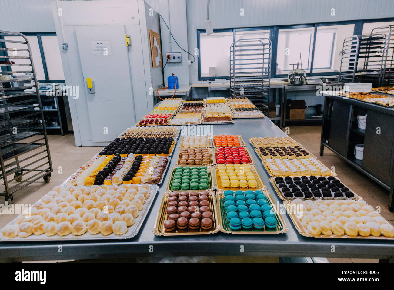 Sweet dishes hi-res stock photography and images - Alamy