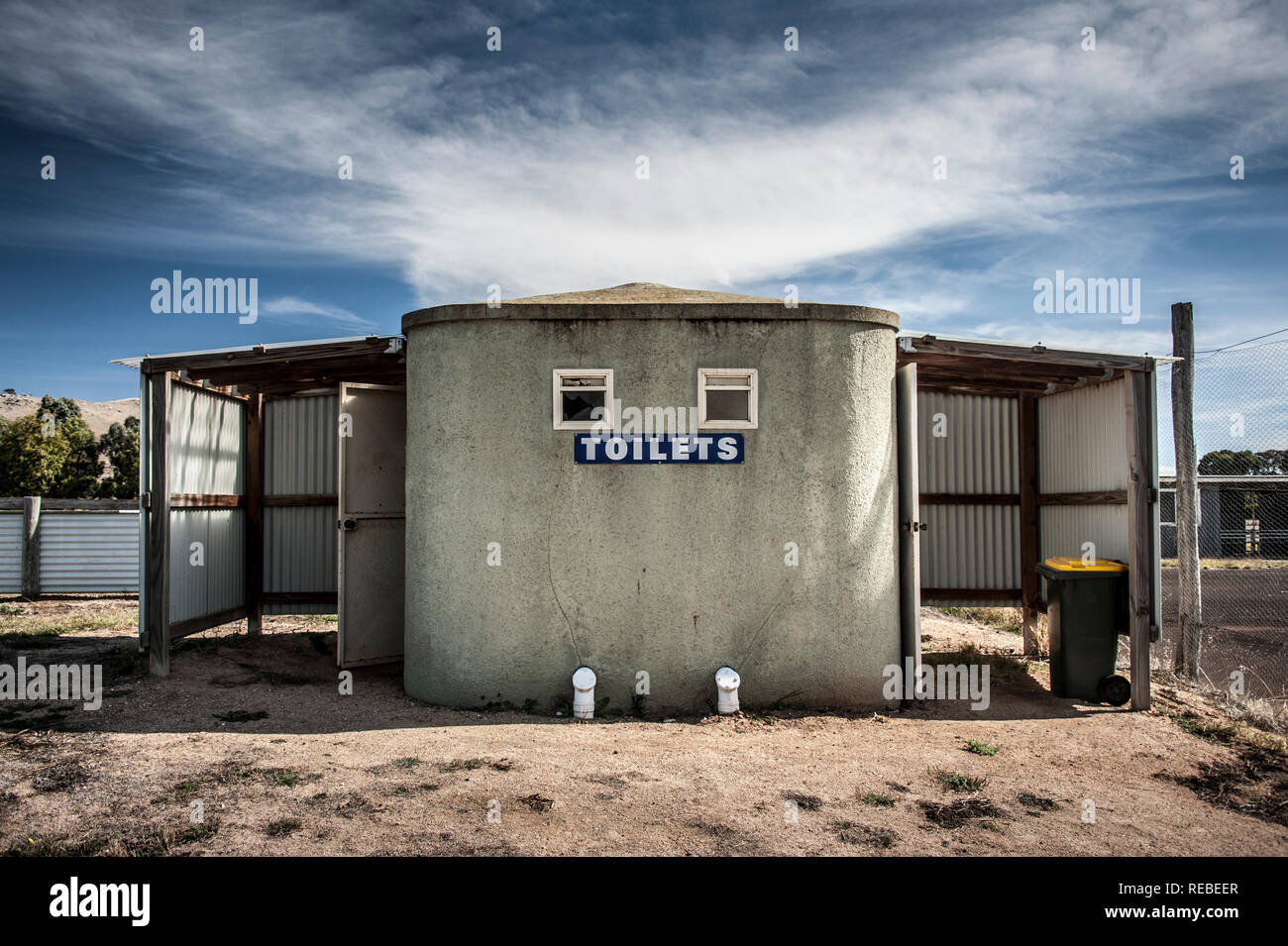 Old mens toilet hi-res stock photography and images - Alamy