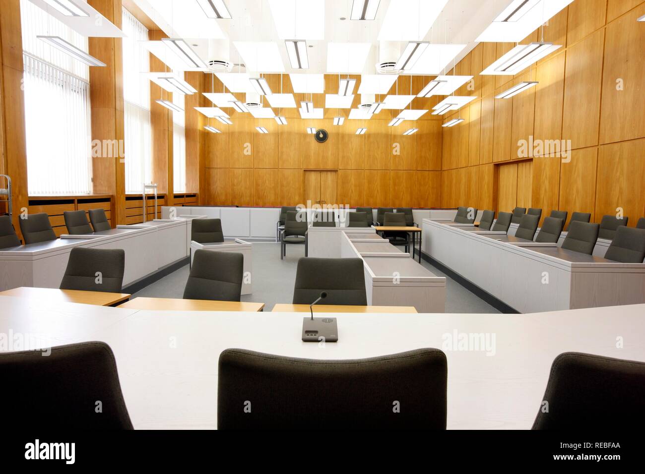 Courthouses a hi-res stock photography and images - Alamy