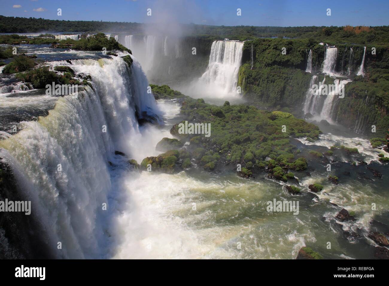 Iguaçu, Iguaçu Waterfalls from the Brazilian side, UNESCO World ...