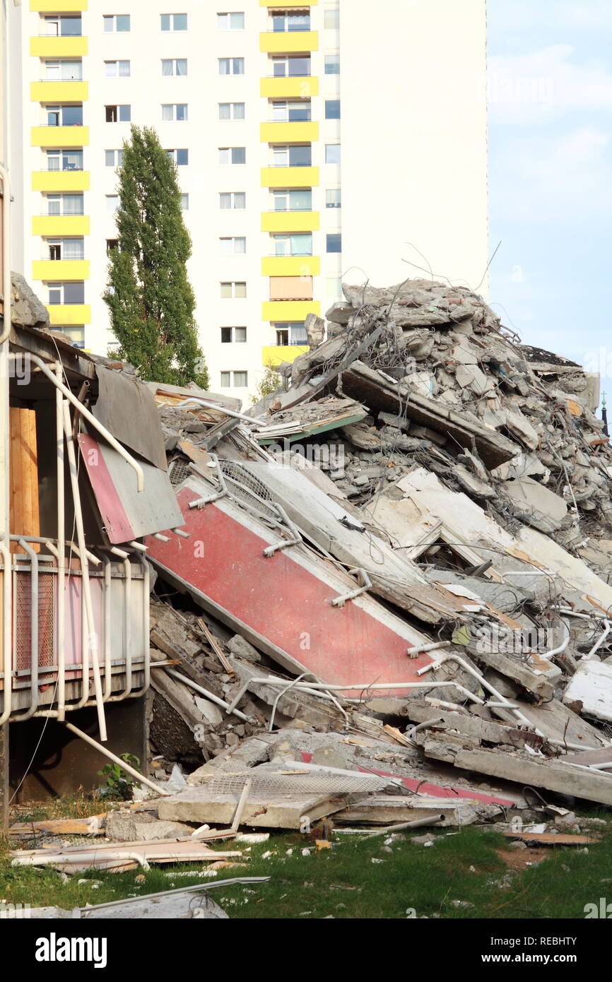 Wrecked house hi-res stock photography and images - Alamy