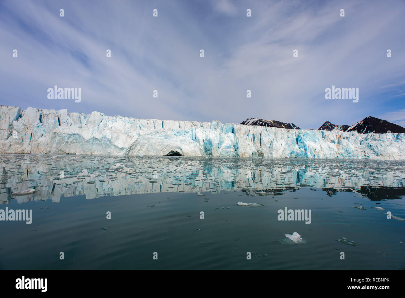 Arctic landscape in Svalbard Stock Photo - Alamy