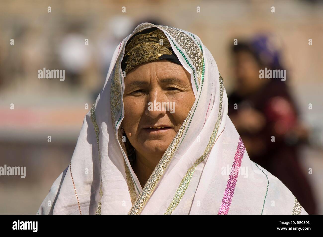 An elderly uzbek woman hi-res stock photography and images - Alamy