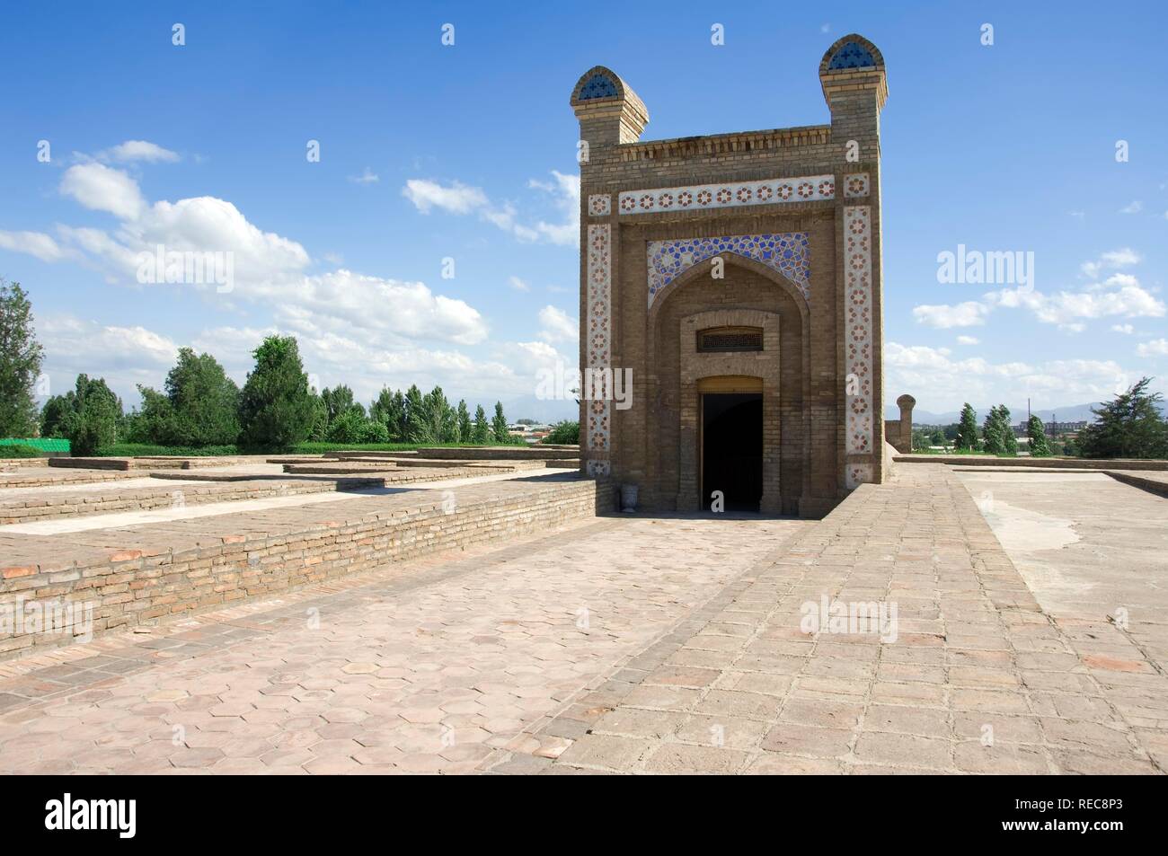 Ulugh Beg observatory, Samarkand, UNESCO World Heritage Site ...