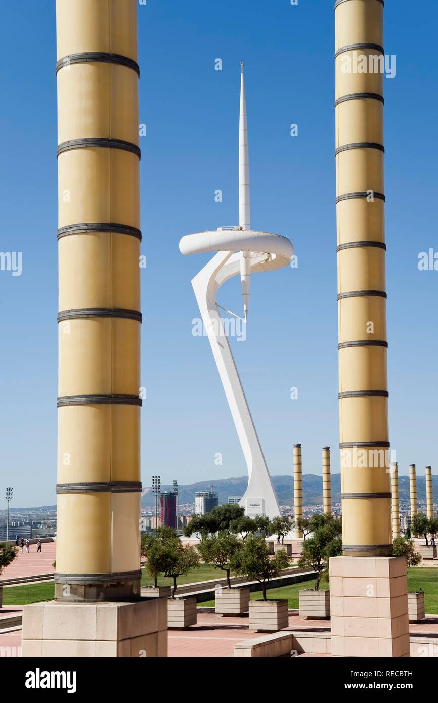Communication tower designed by Santiago Calatrava, Barcelona ...