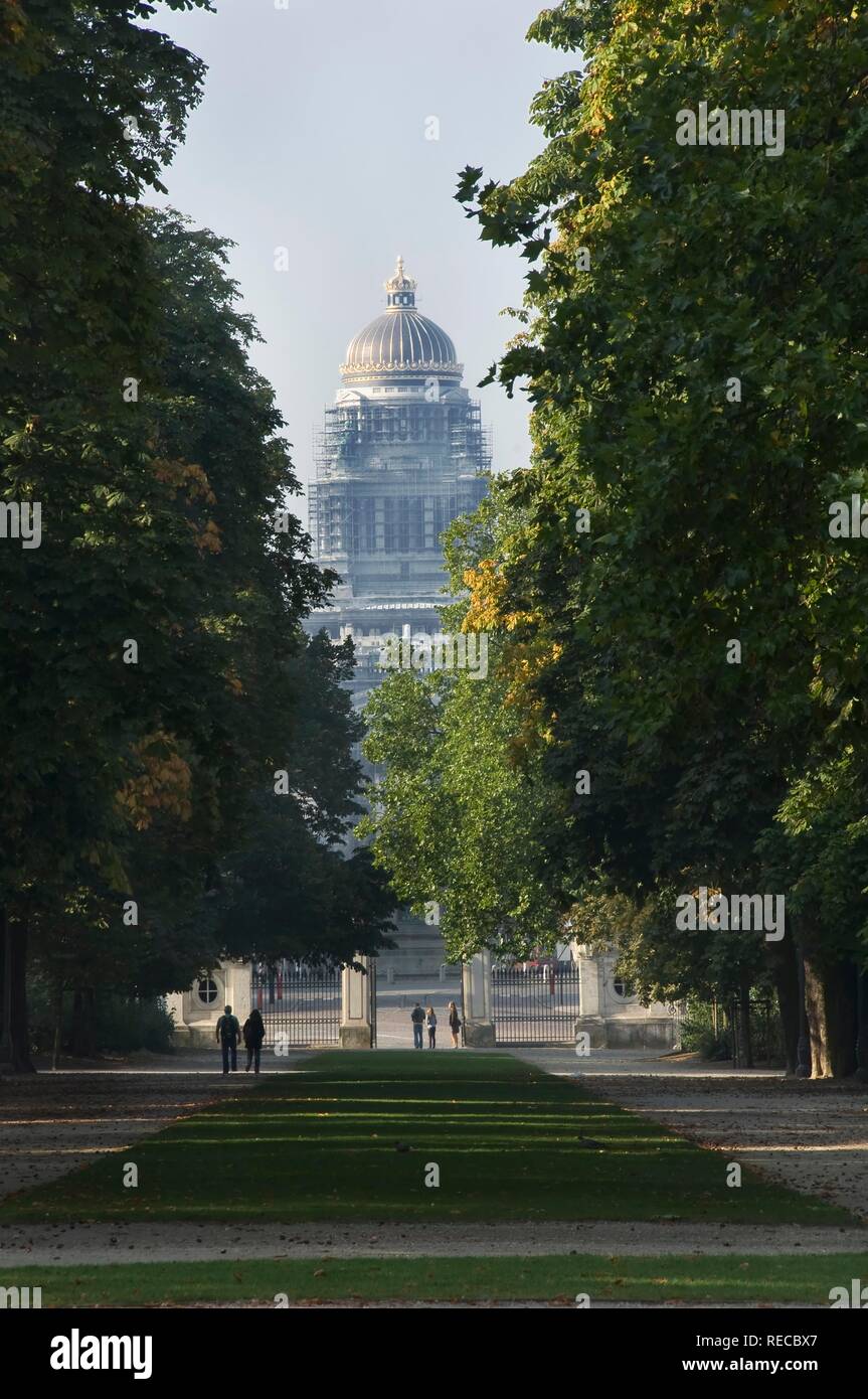 Brussels palais de justice hi-res stock photography and images - Alamy
