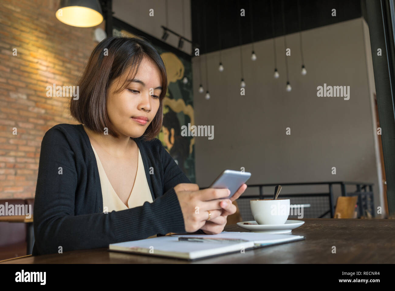 Woman texting note on touch hi-res stock photography and images - Alamy