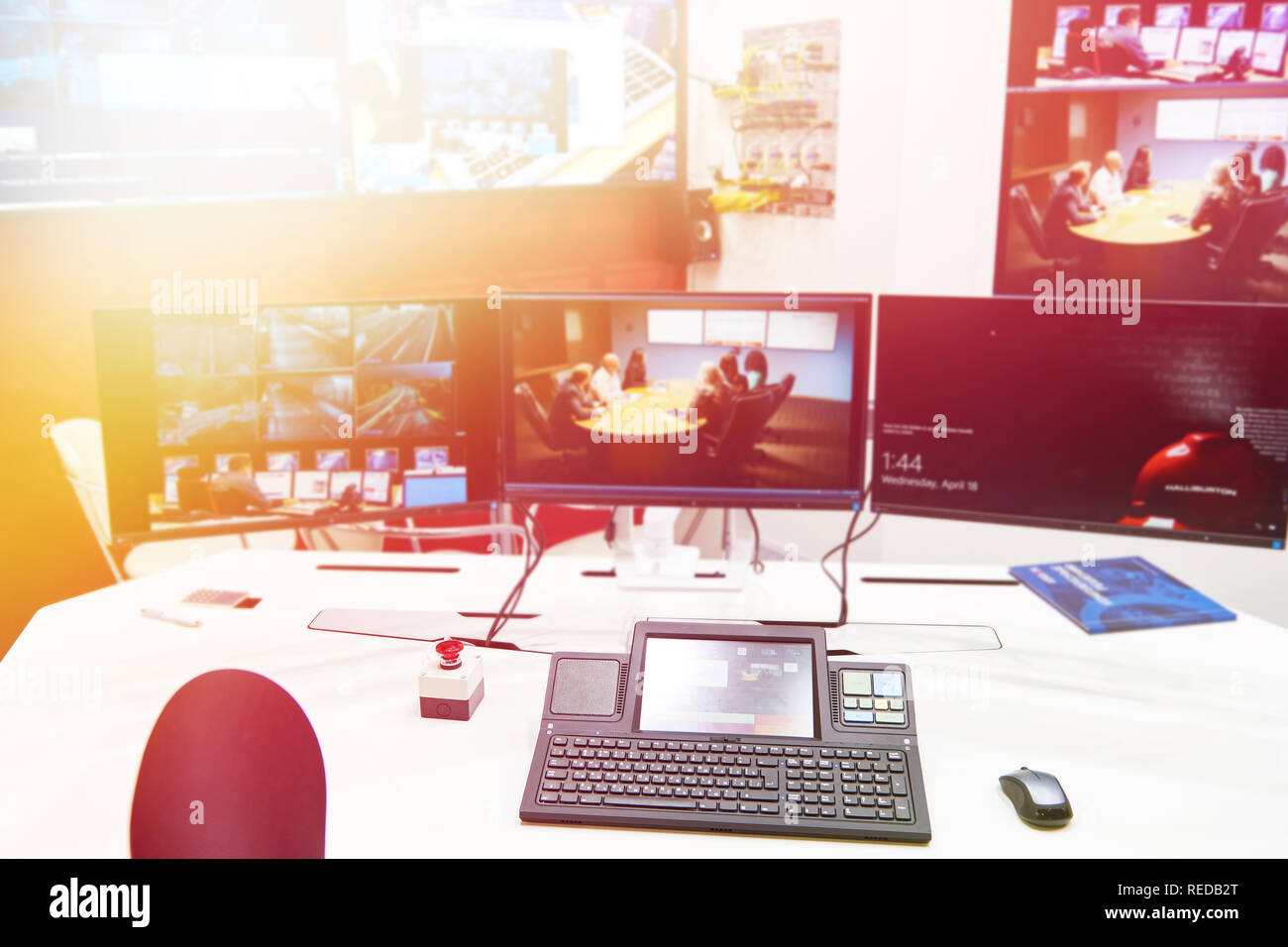 Digital management system hi-res stock photography and images - Alamy