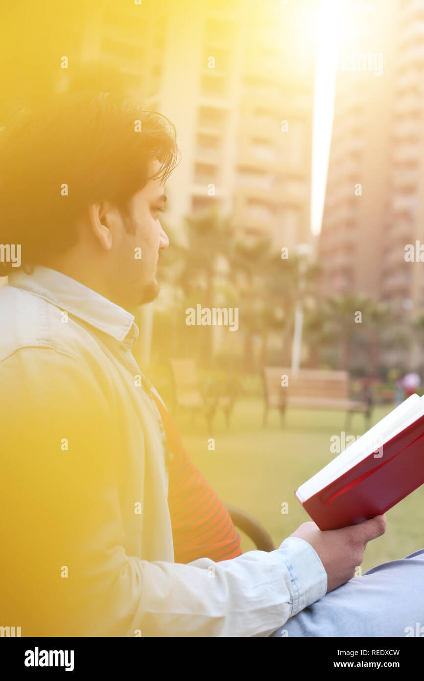 Man diary hi-res stock photography and images - Alamy