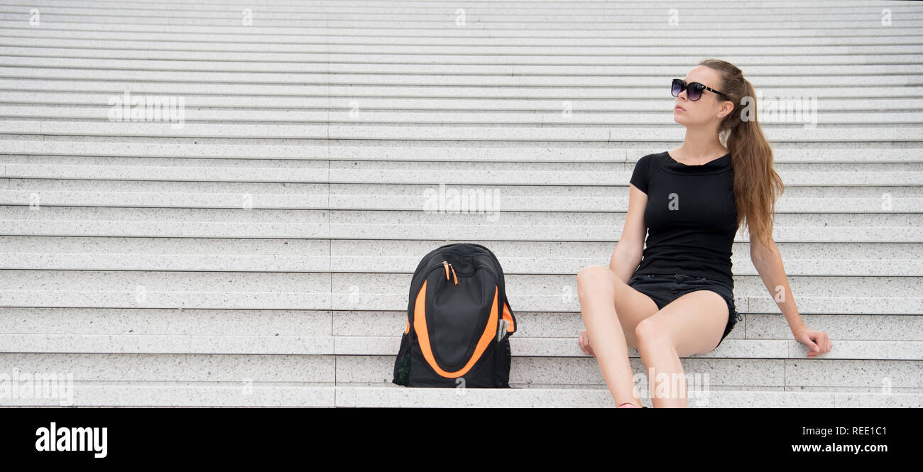 Black tour guide paris hi-res stock photography and images - Alamy