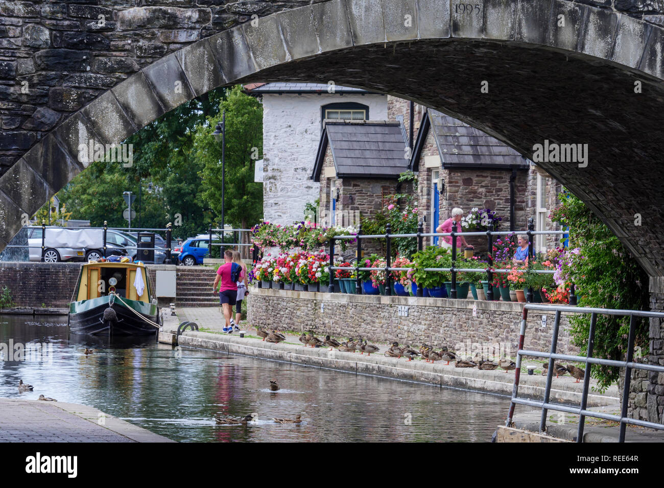 Brecon and monmouthshire canal hi-res stock photography and images - Alamy
