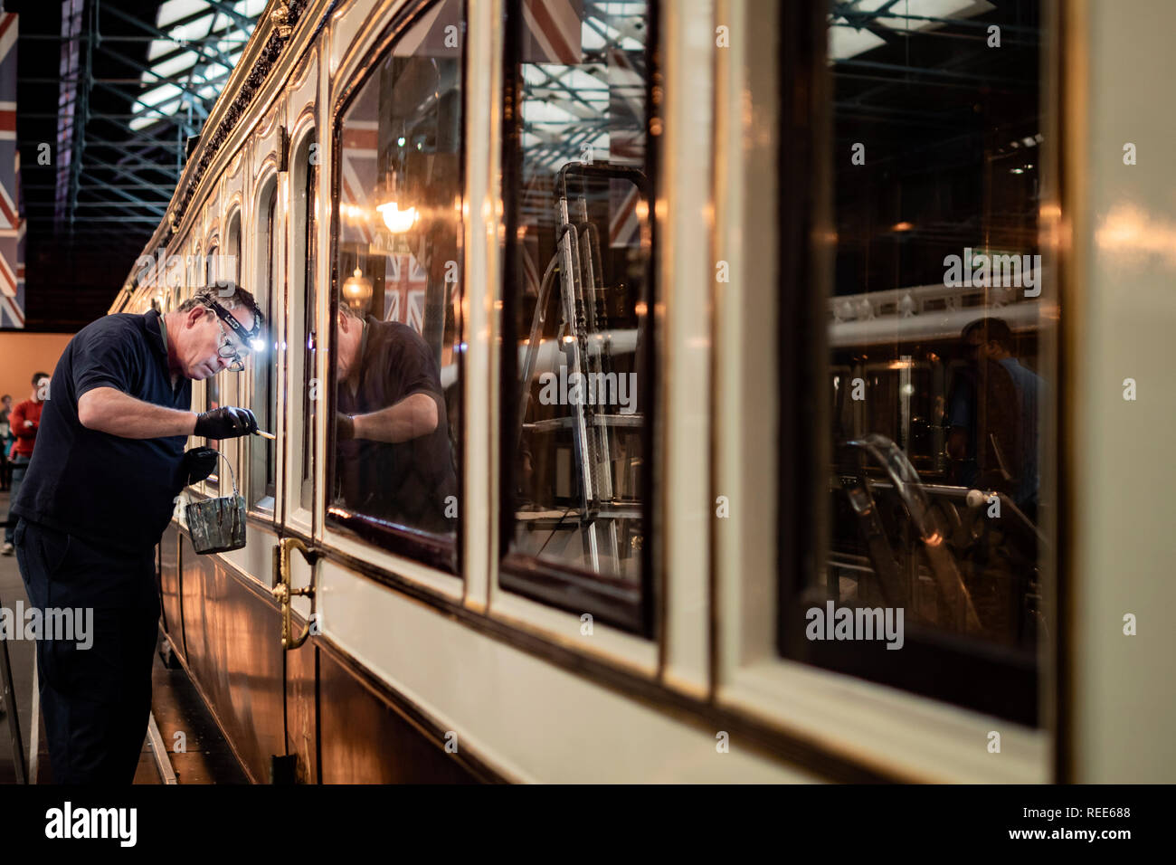 National railway museum great hall hi-res stock photography and images ...