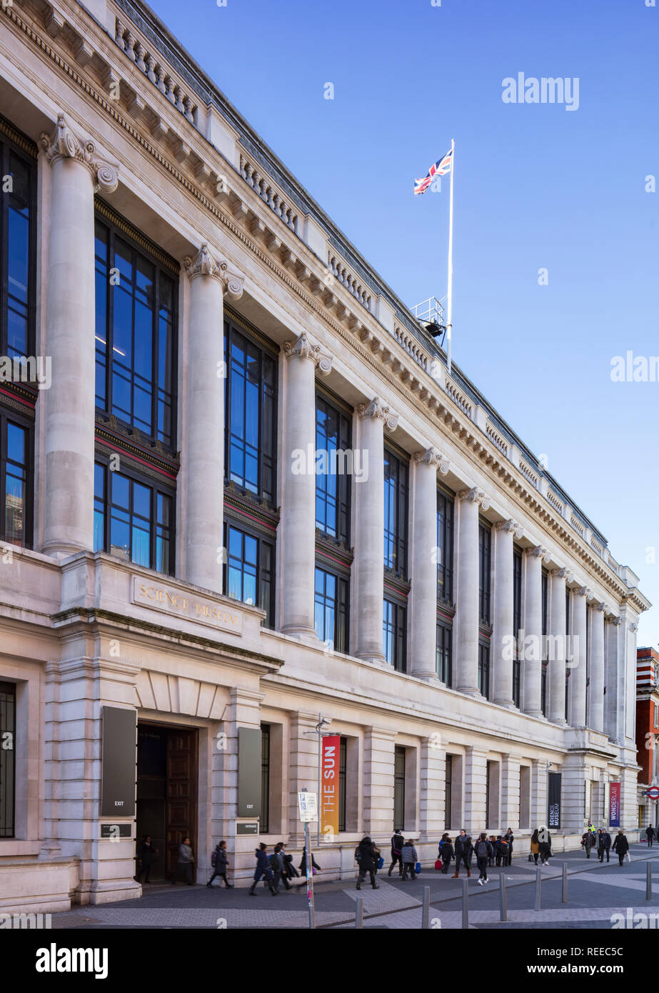 Science museum kensington london hi-res stock photography and images ...