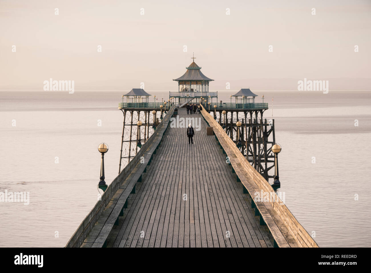 Clevedon Bay High Resolution Stock Photography and Images - Alamy