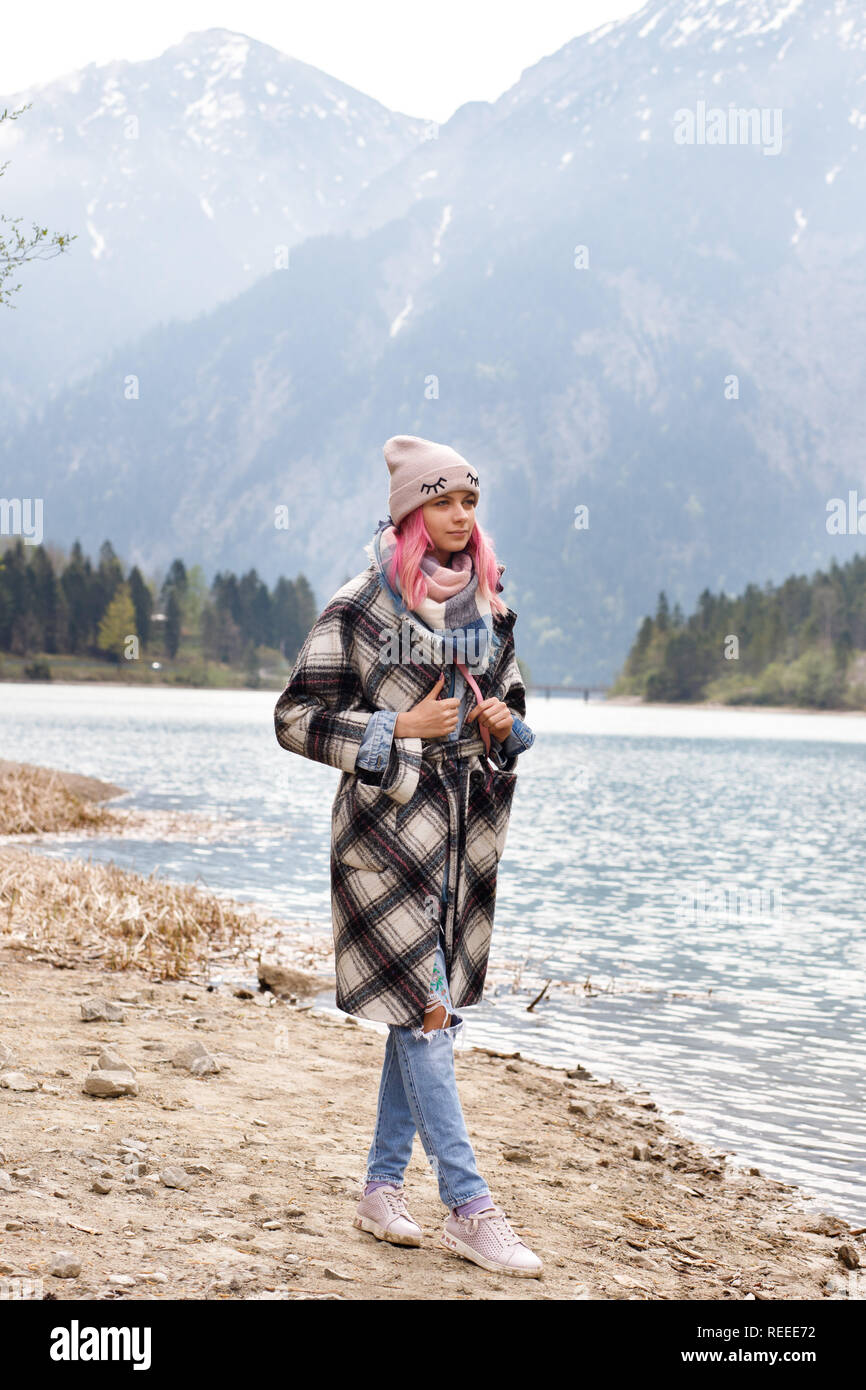girl near the lake Neuschwanstein castle Stock Photo - Alamy