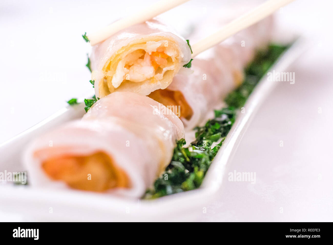 Dim sum shrimp rice roll hi-res stock photography and images - Alamy
