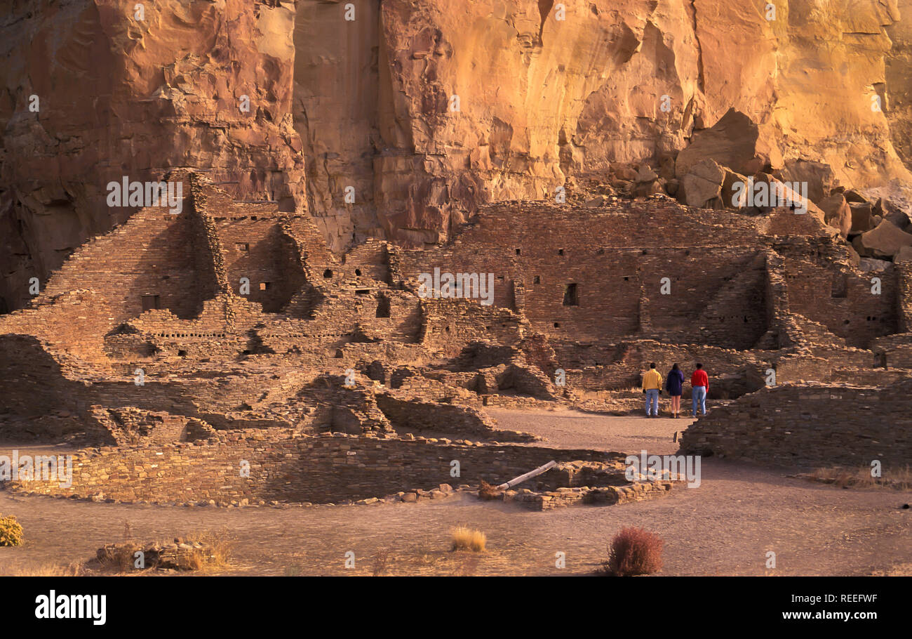 Visitors at Pueblo Bonito, Chaco Culture National Historical Park, New ...